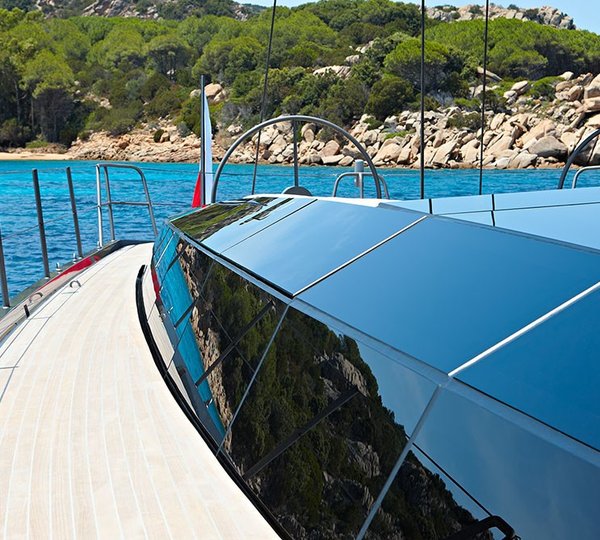 Yacht CHRISCO, Construction Navale Bordeaux (Cnb) | CHARTERWORLD Luxury ...